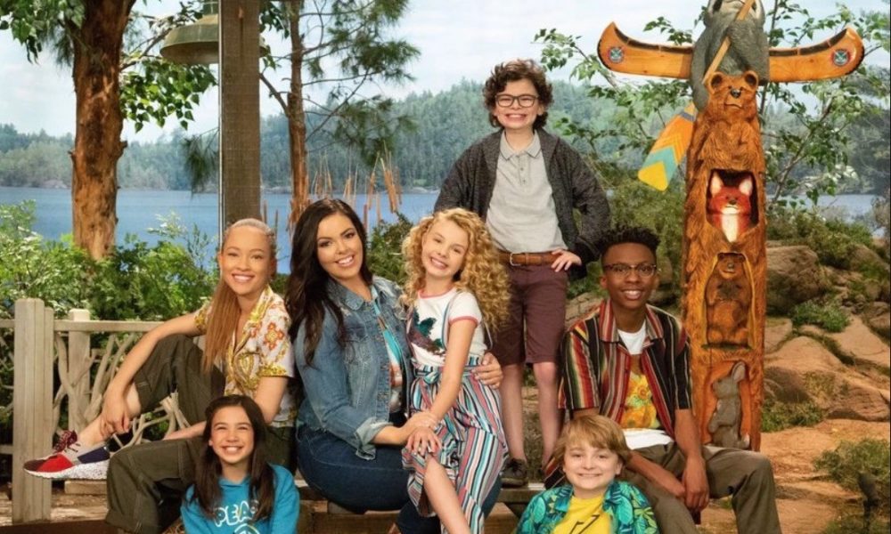 EXCLUSIVE VID: The Cast of "Bunk'd" Reveal Crazy Secrets About The Set ...